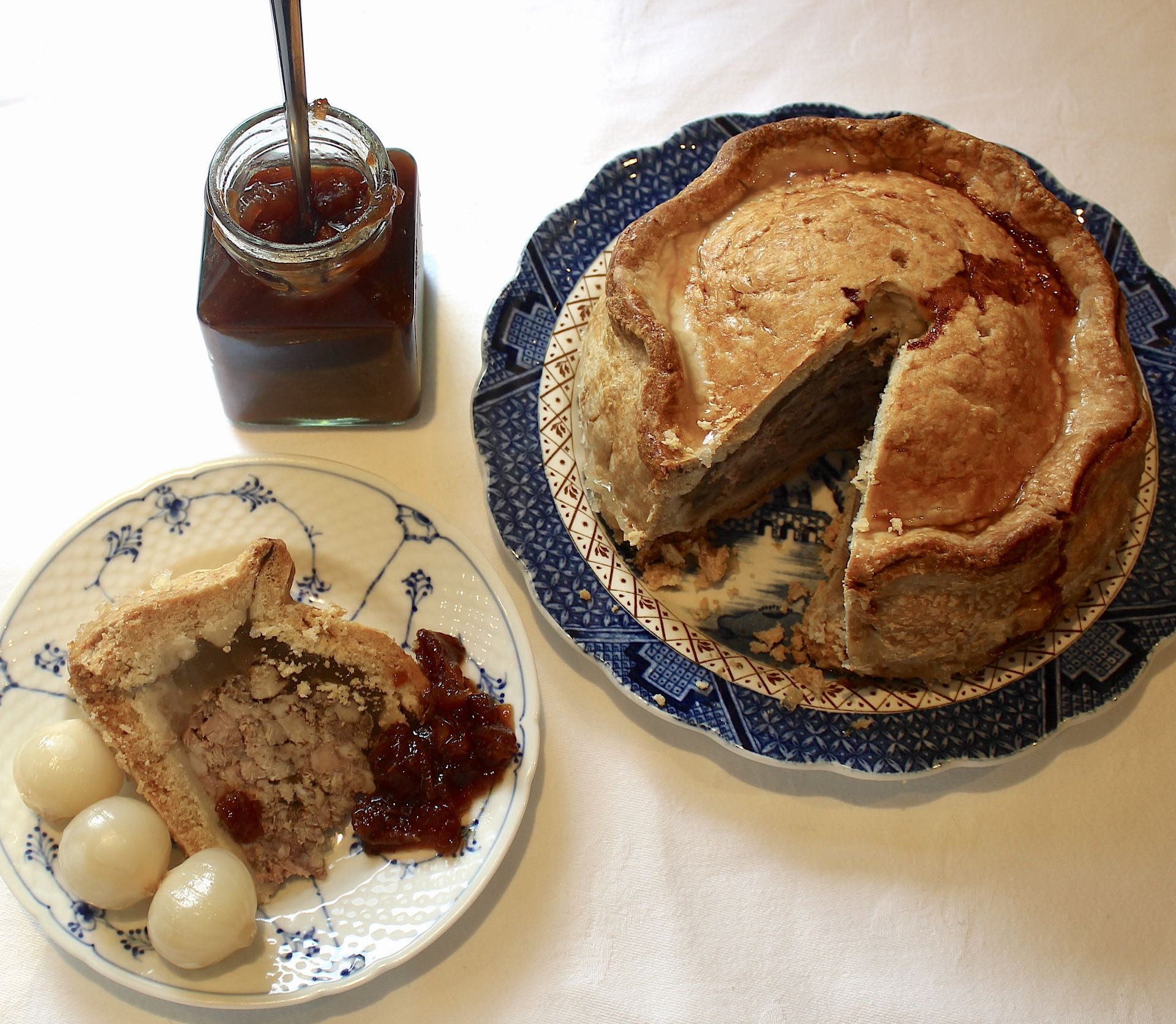 Melton Mowbray pork pie recipe - Pies, Puddings and Pottages