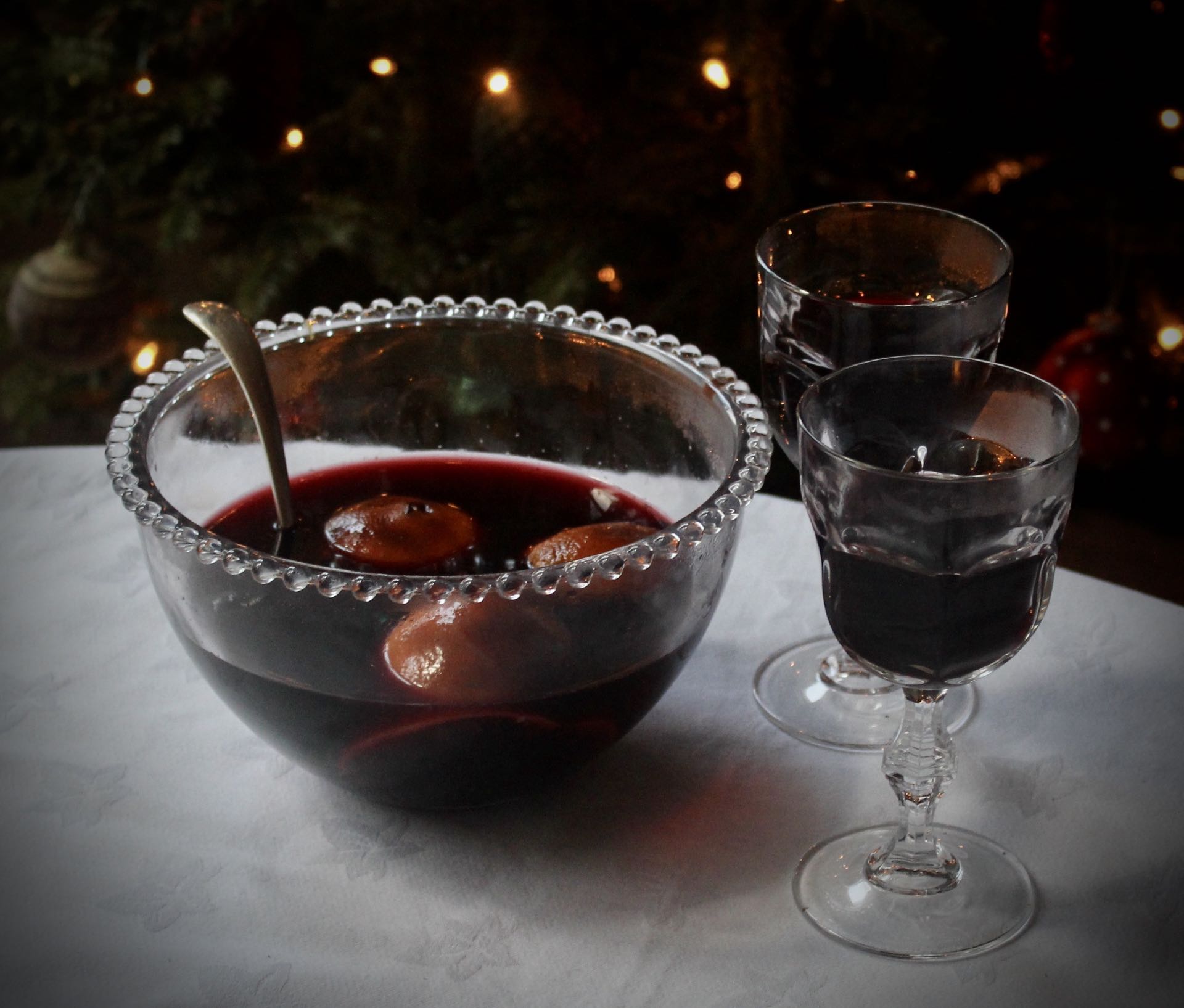 Smoking Bishop recipe - Pies, Puddings and Pottages