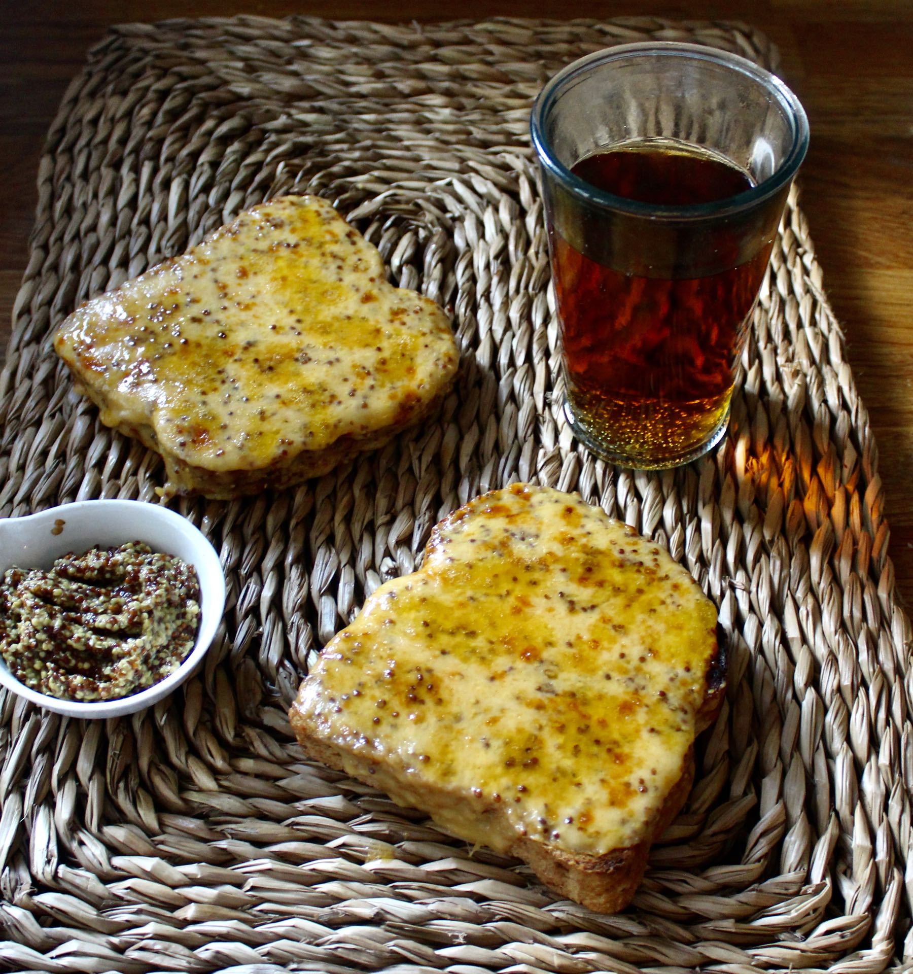 Gloucester cheese and ale recipe - Pies, Puddings and Pottages